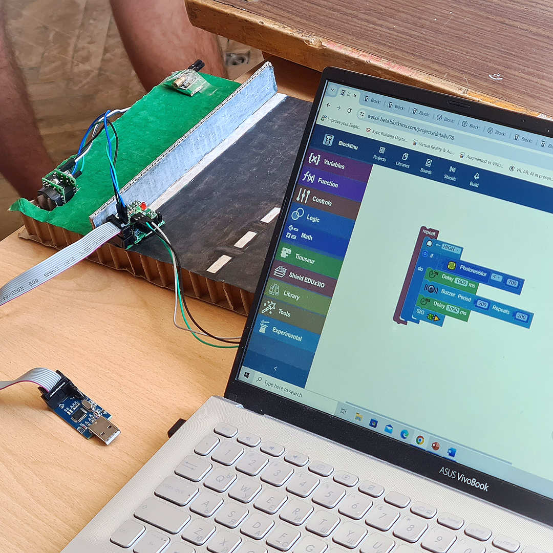 STEM là gì? Ý nghĩa, viết tắt và định nghĩa đầy đủ nhất về STEM